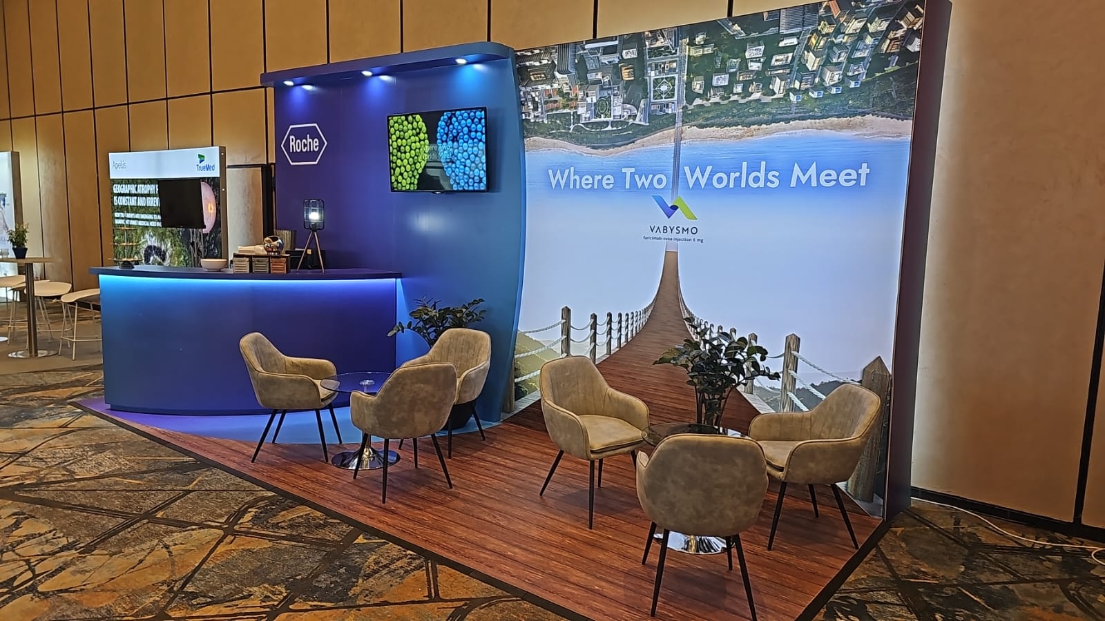 LED Booth for Roche | BY Productions